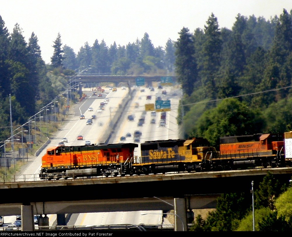 BNSF 7739 OVER LATAH BRIDGE